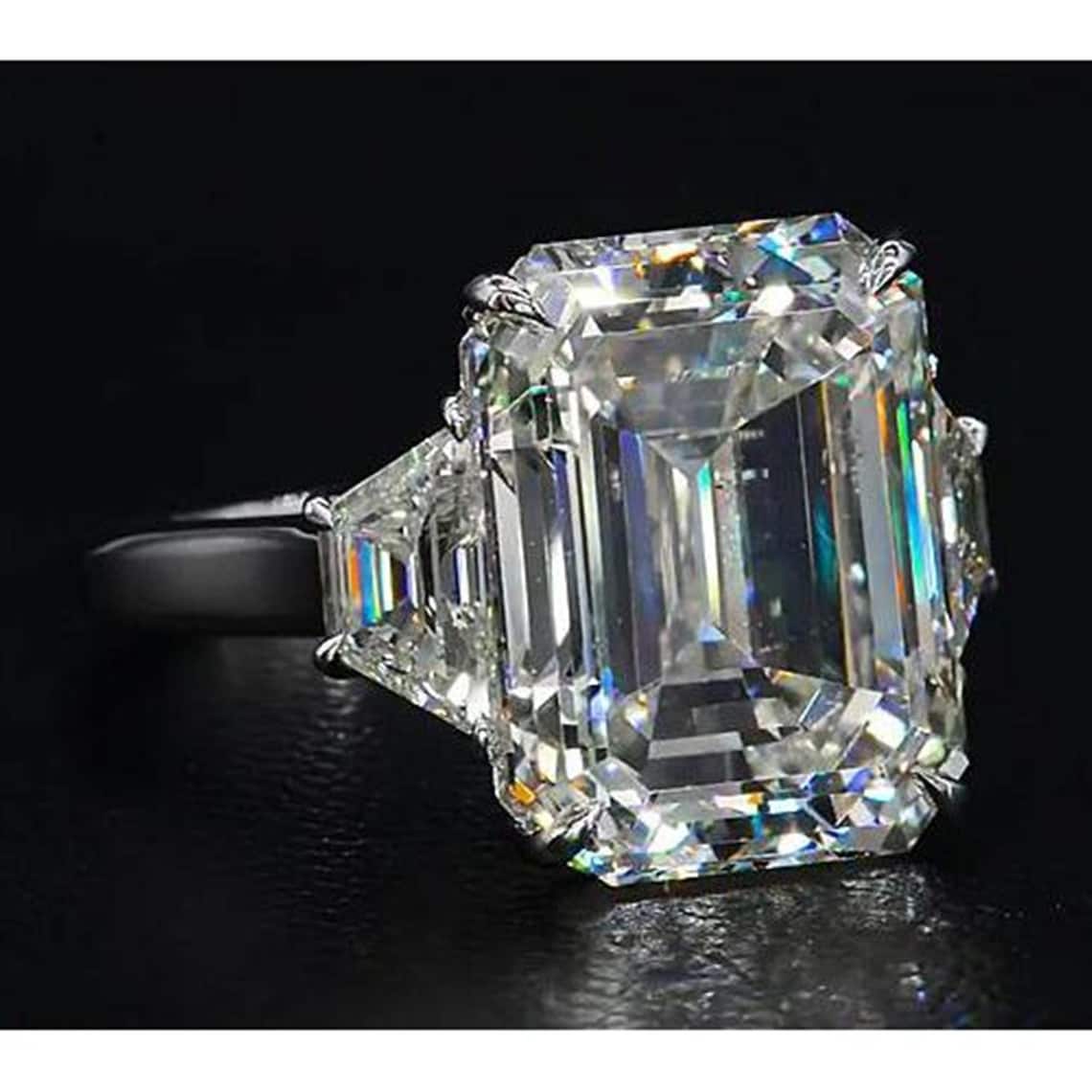 Elizabeth Taylor's Inspired Emerald Cut Diamond Engagement Ring in ...