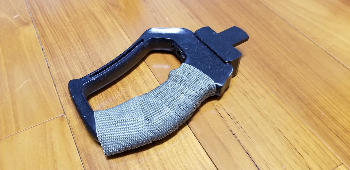 3D Printed Custom Beyblade Launcher Grip - Etsy