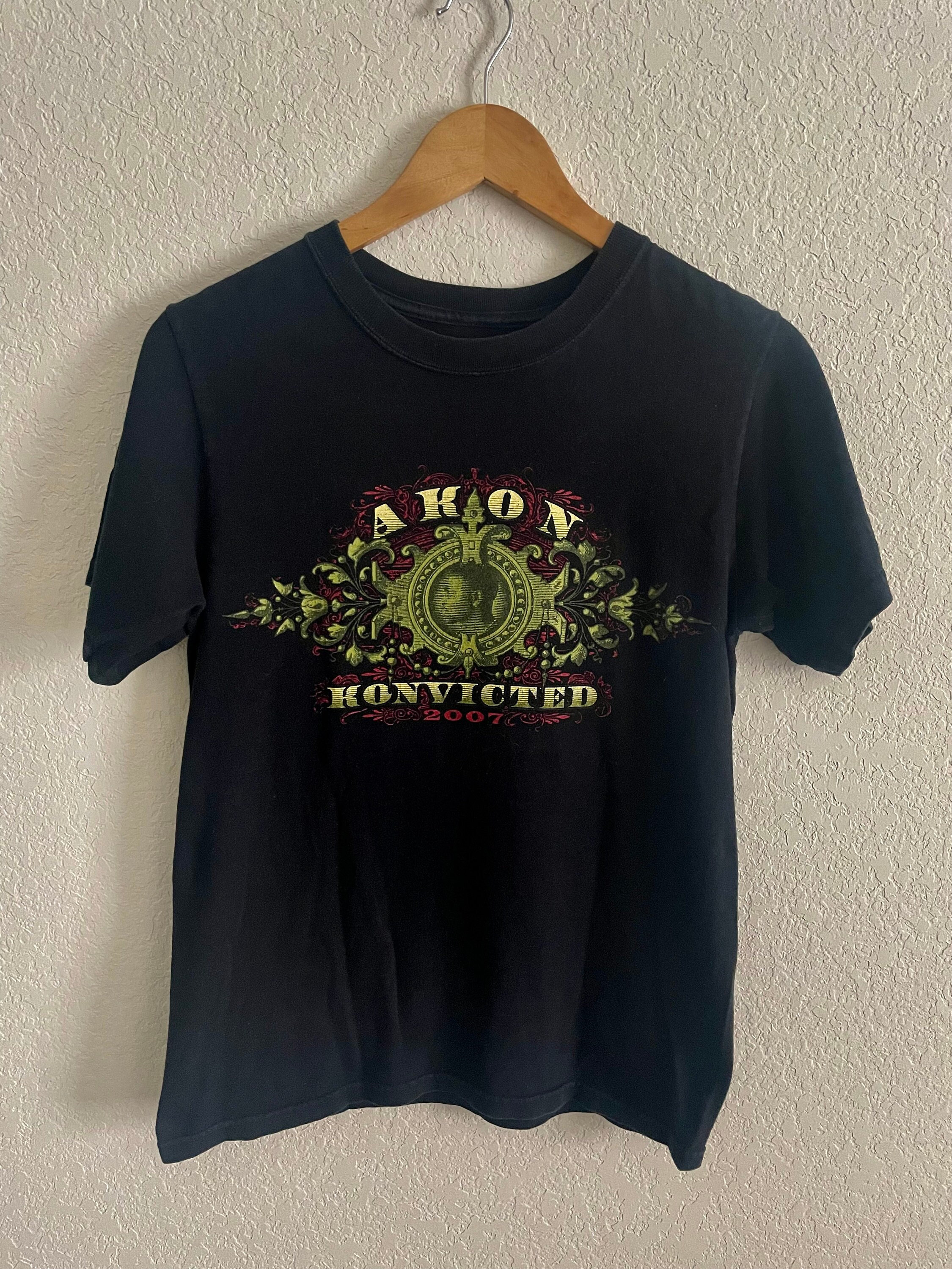 Akon Konvicted Deluxe