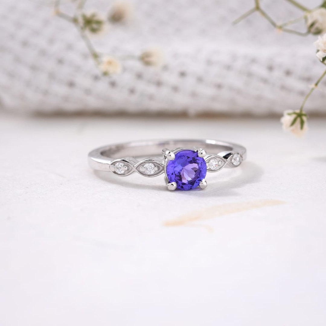 Rarest Purple Tanzanite Ring in Platinum Plated Sterling Silver ...