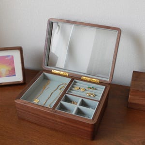 Extra Large Glass Top Exquisite Unique Jewelry Box Solid Walnut Wood ...