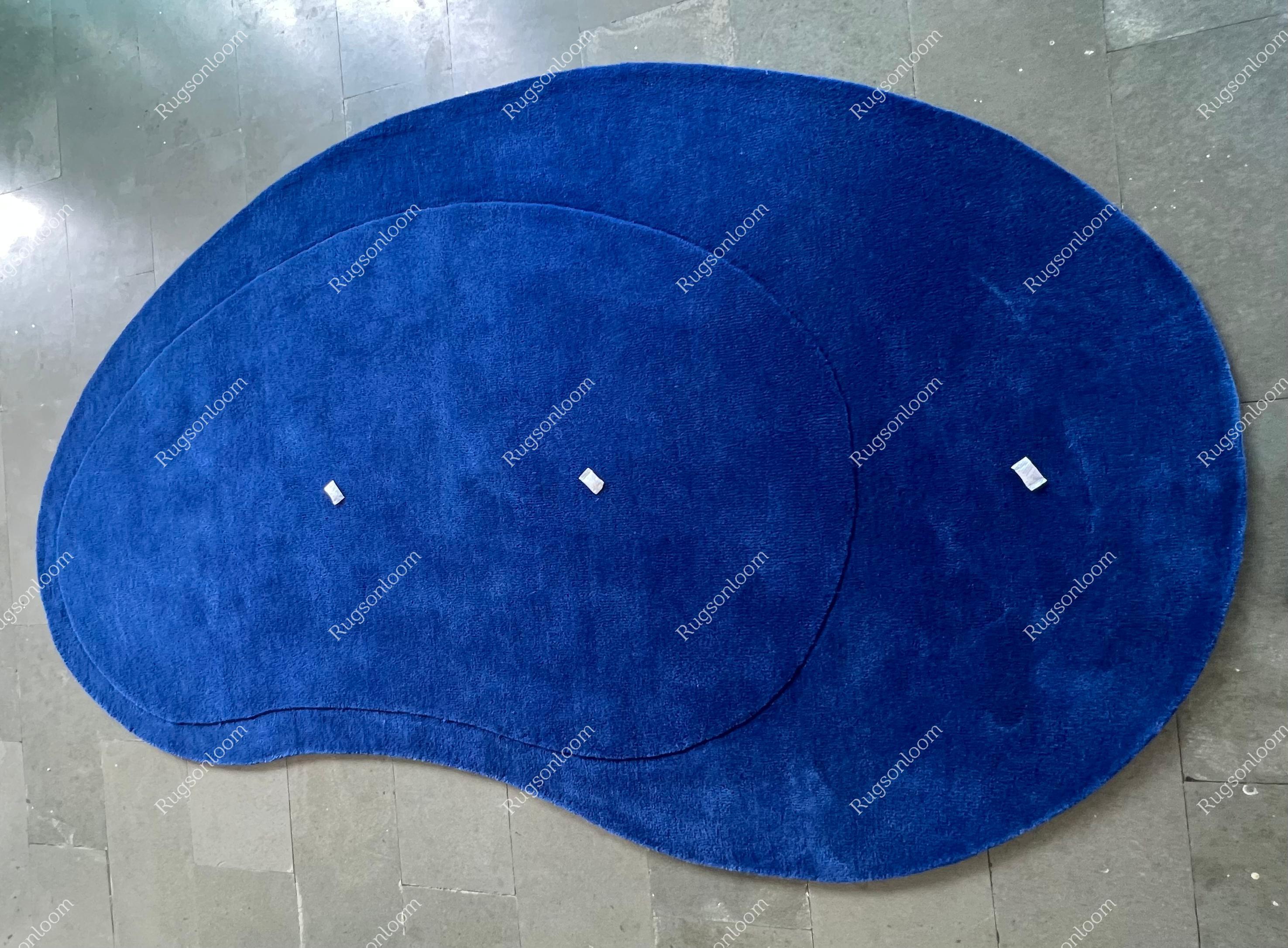 Modern Blue Abstract Rug - Kidney Bean Shaped Tufted Carpet - Handmade ...