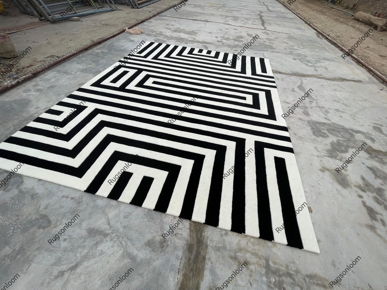 Labyrinth Lines Hand-tufted Area Rug New Zealand Wool Modern Design ...