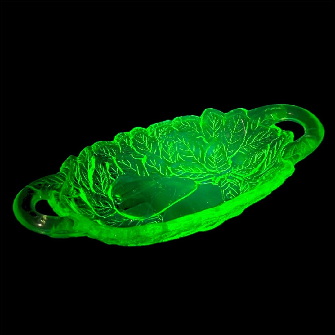 Set of (2) Vintage Indiana Glass Uranium Sweet Pear Candy Dish Trinket ...