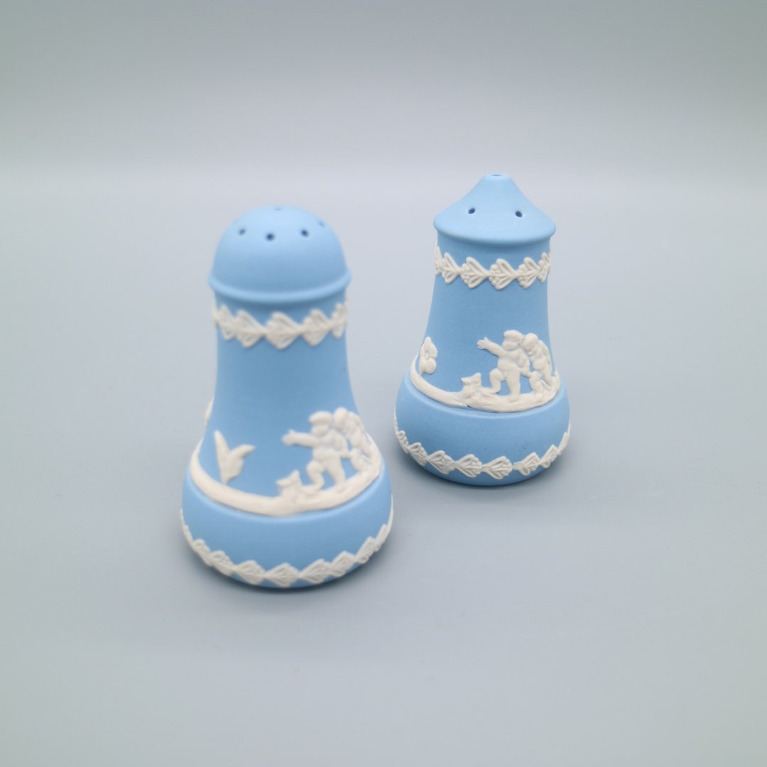 Wedgwood Jasperware Blue Grecian Salt & Pepper Shaker Set Lot A ...