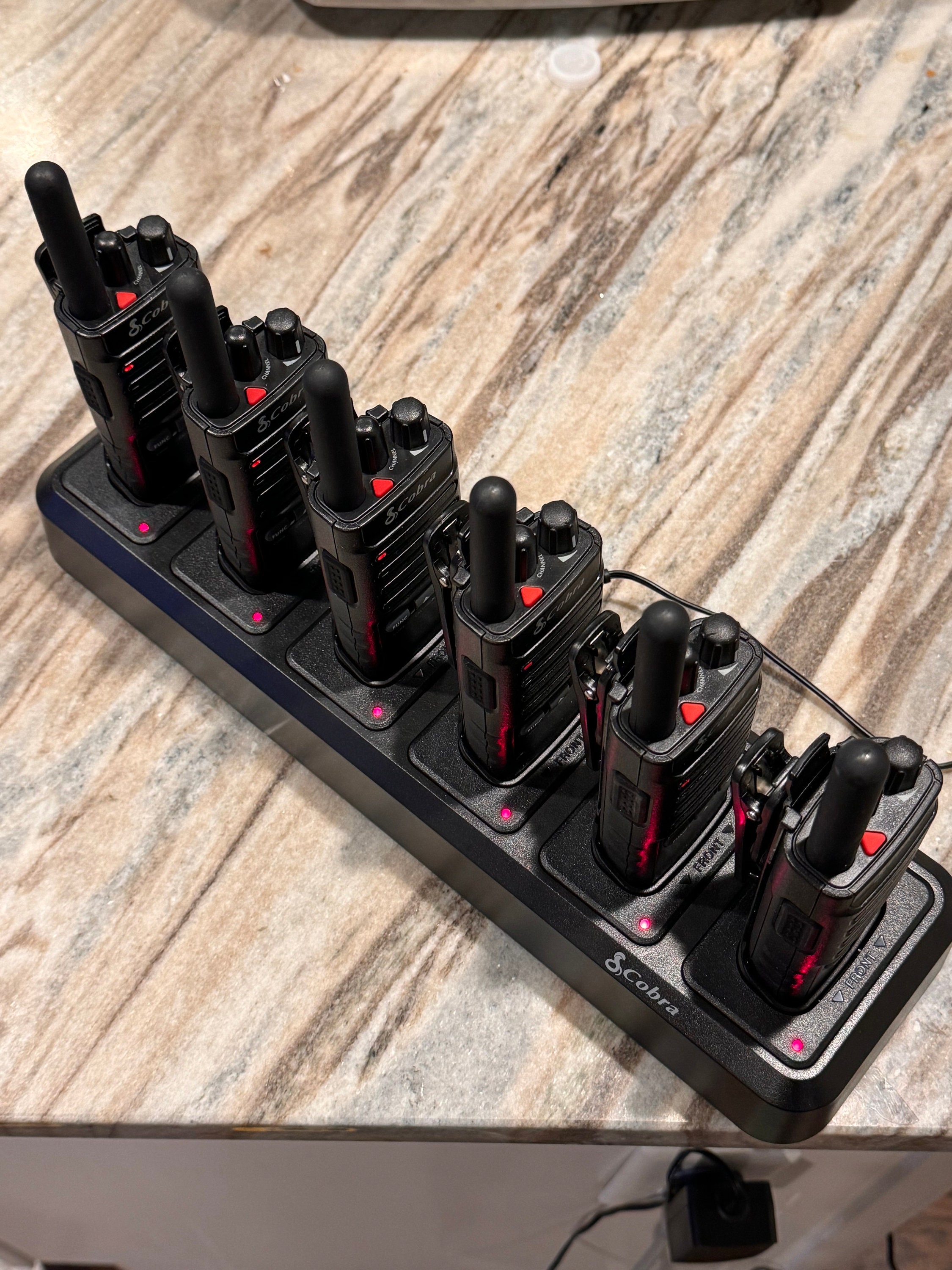 Cobra PX655 Pro Business 2W FRS Two-way Radios 6-pack & Charging Dock ...