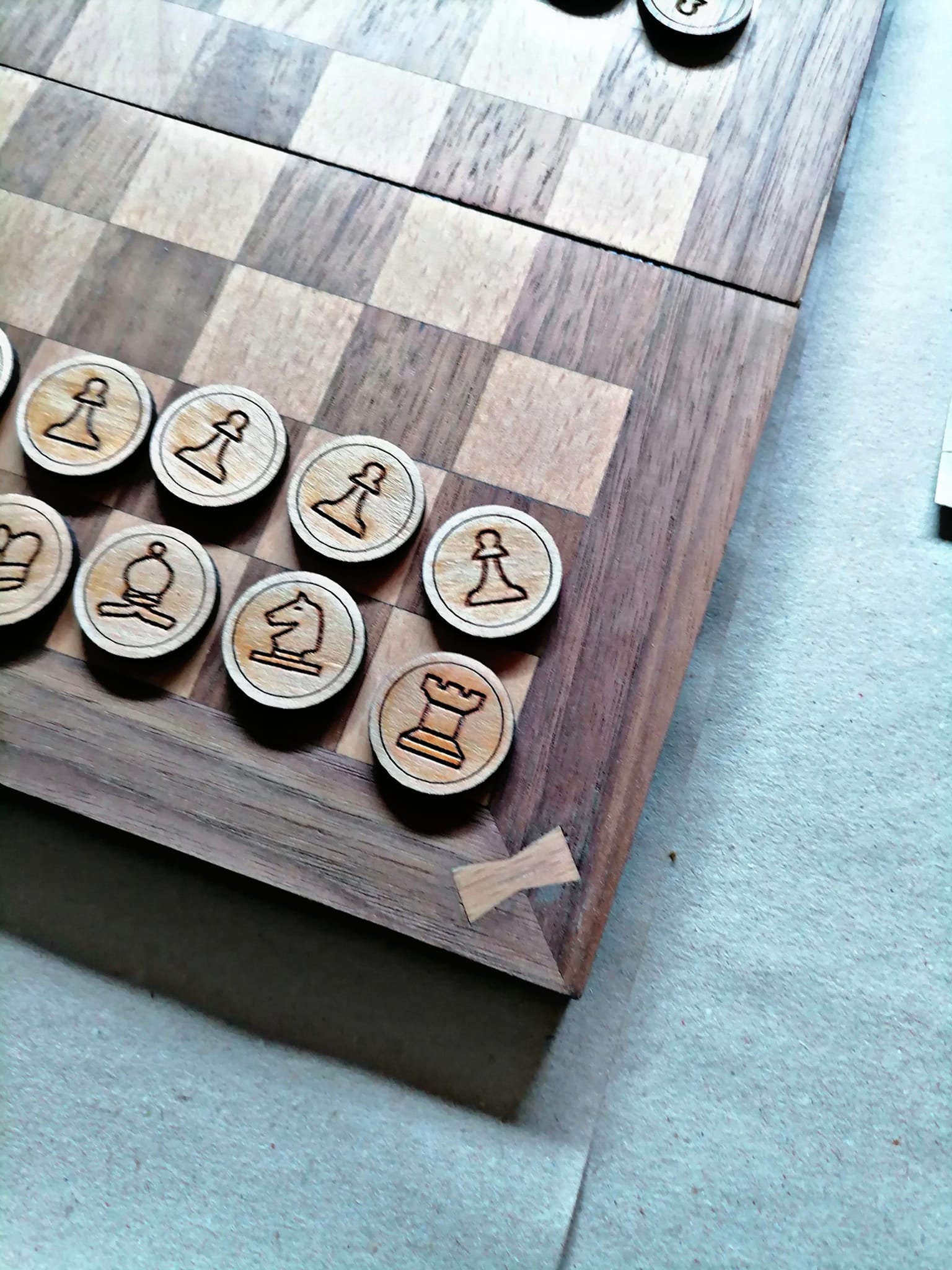 Handmade Chess Set With Folding Board,wooden Chess Set, Marquetry Chess ...