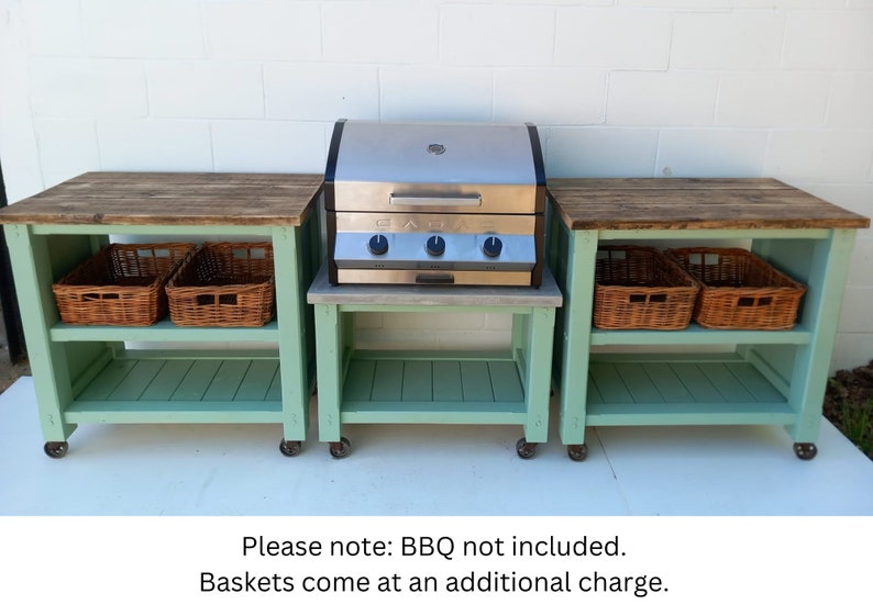 Rustic Outdoor Kitchen, Vintage Farmhouse, Reclaimed Timber, BBQ Table ...