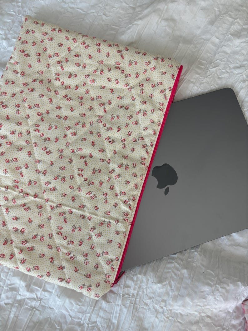 Quilted Laptop Sleeve Quilted iPad Sleeve Quilted Kindle Sleeve Zipper ...