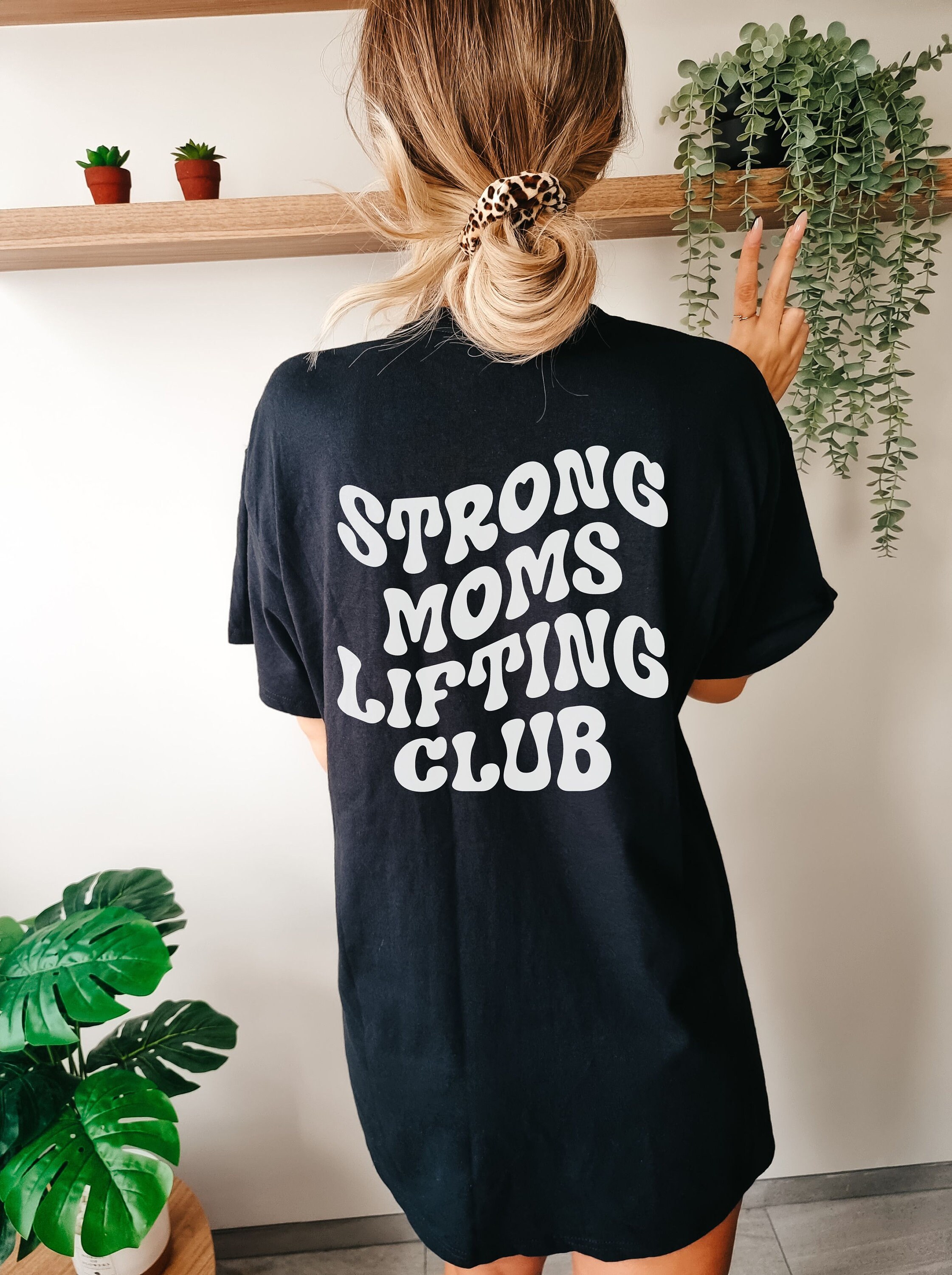 Strong Moms Lifting Club, Moms Who Lift, Gifts for Mom, Mom Shirts ...