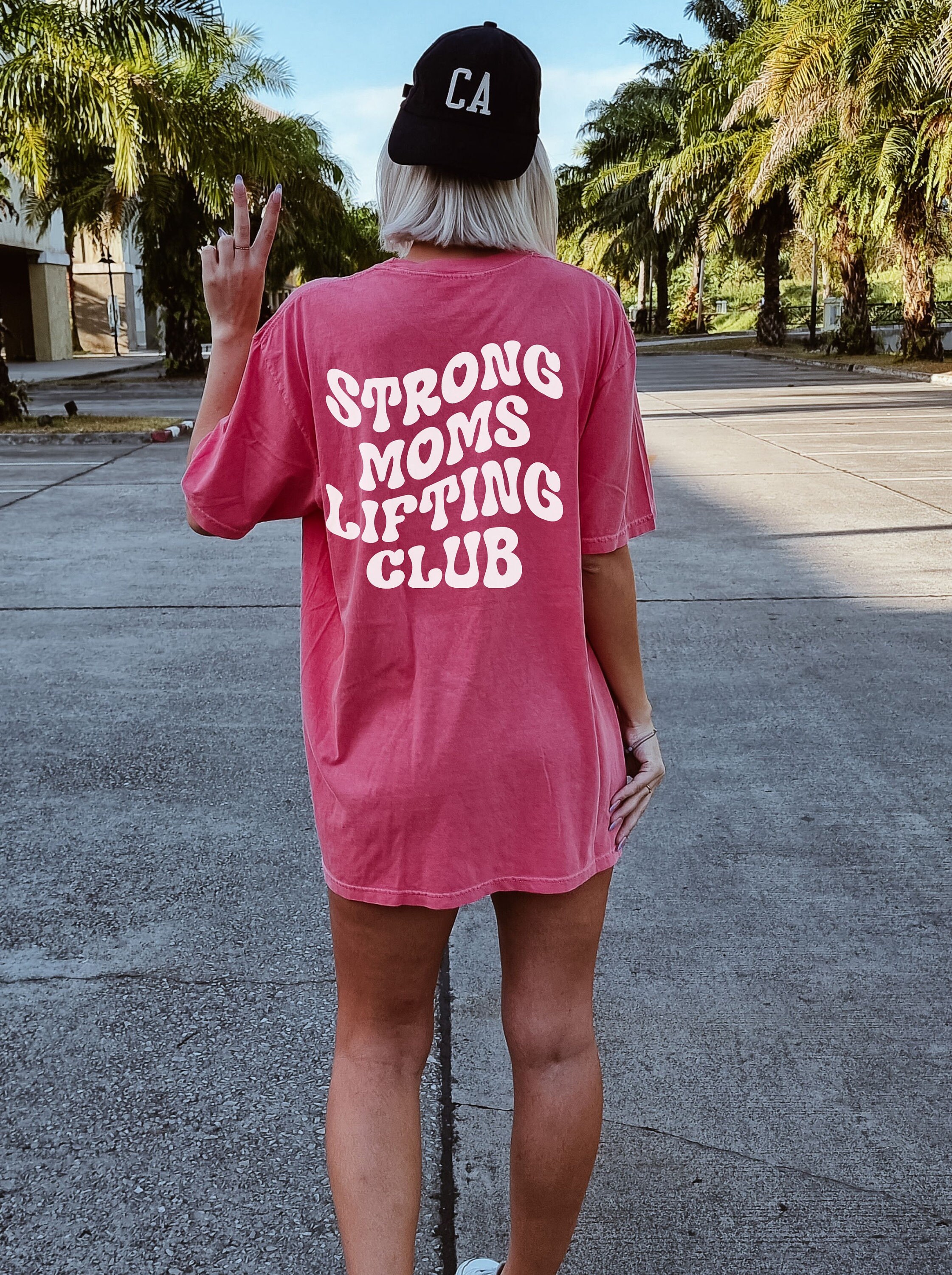 Strong Moms Lifting Club, Moms Who Lift, Gifts for Mom, Mom Shirts ...
