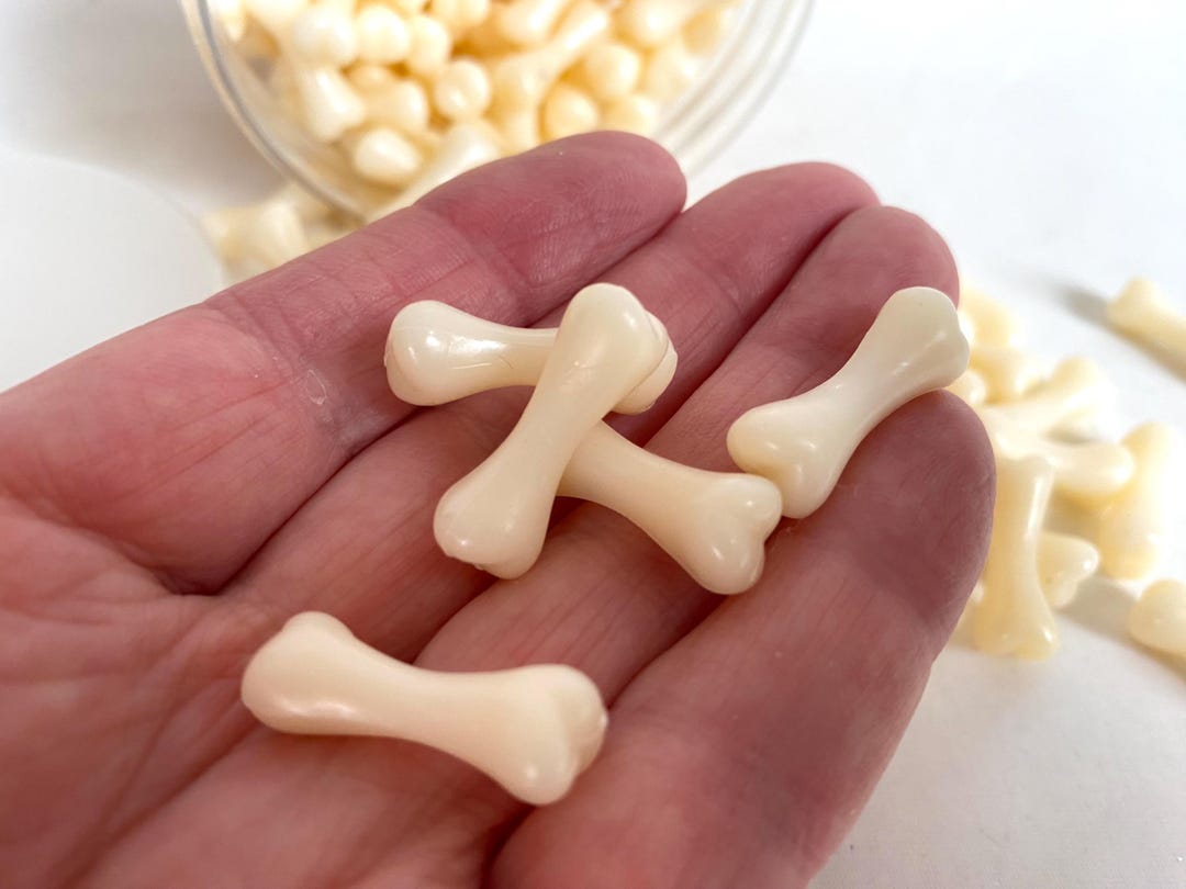 215 Pcs 1” Plastic BONES | Halloween Bones for Decorating & Crafting ...
