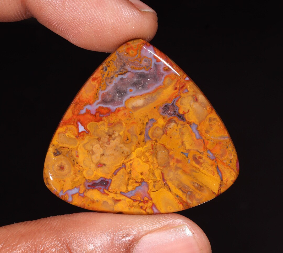 Gorgeous Top Garde Quality Natural Yellow Palm Root Agate Heart Shape ...