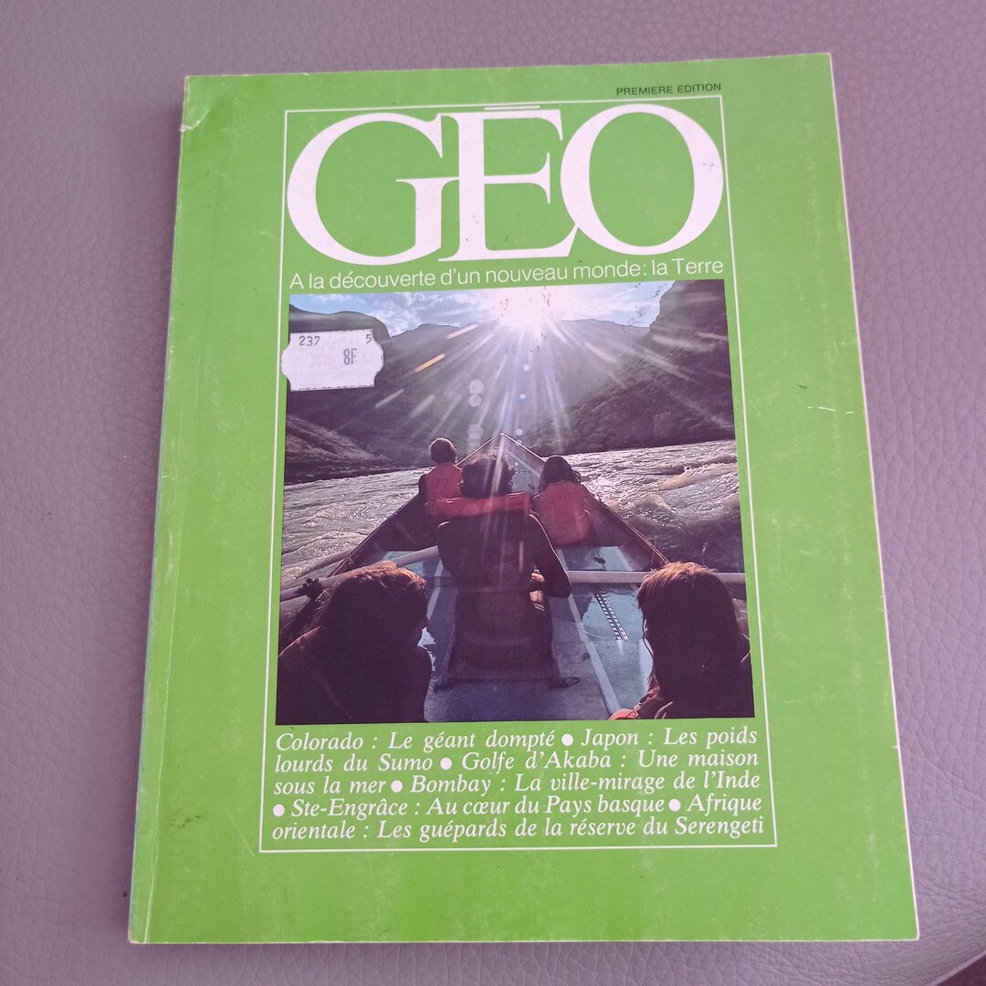 Geo Magazine First Edition - Etsy