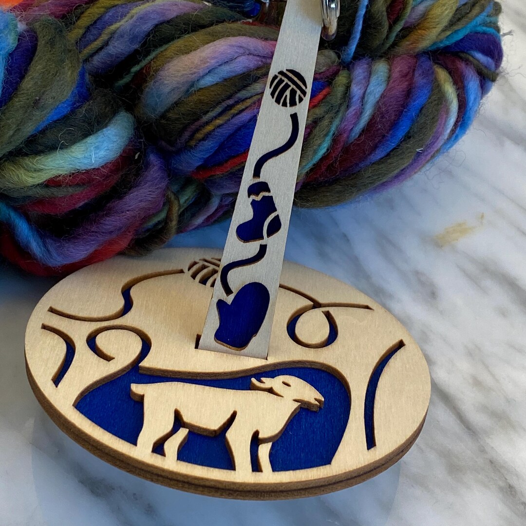 Wristlet Portable Yarn Holder Dispenser Carousel Spinner Crochet ...