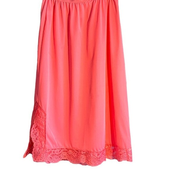 Vintage Vanity Fair Hot Pink Half Slip With Lace Trim… - Gem
