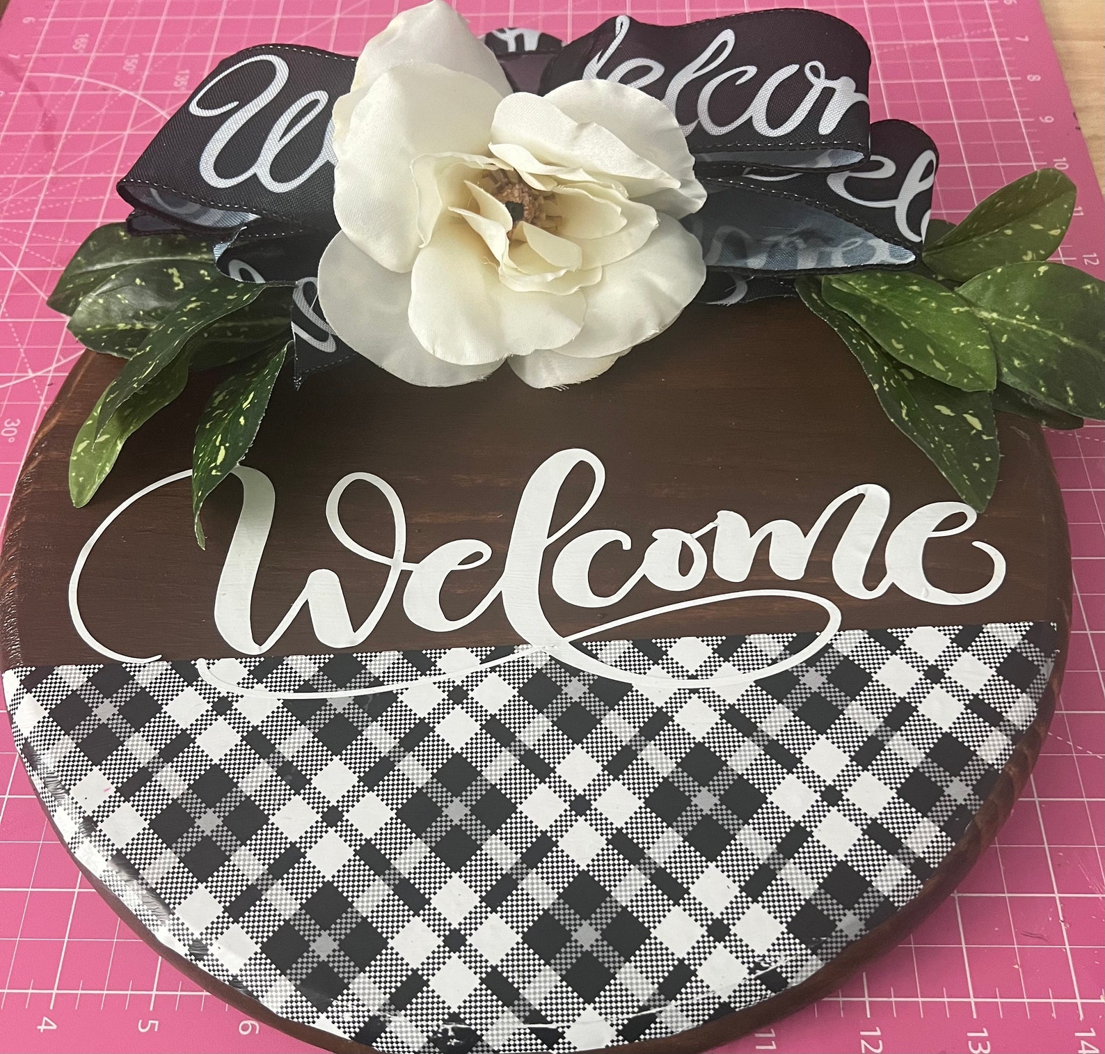 Rustic Wood Welcome Sign With Buffalo Check Accent - Etsy
