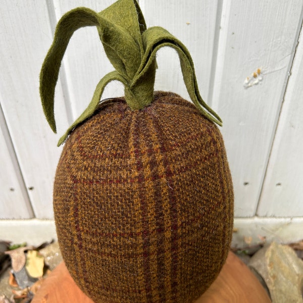 Primitive Pineapple - Etsy