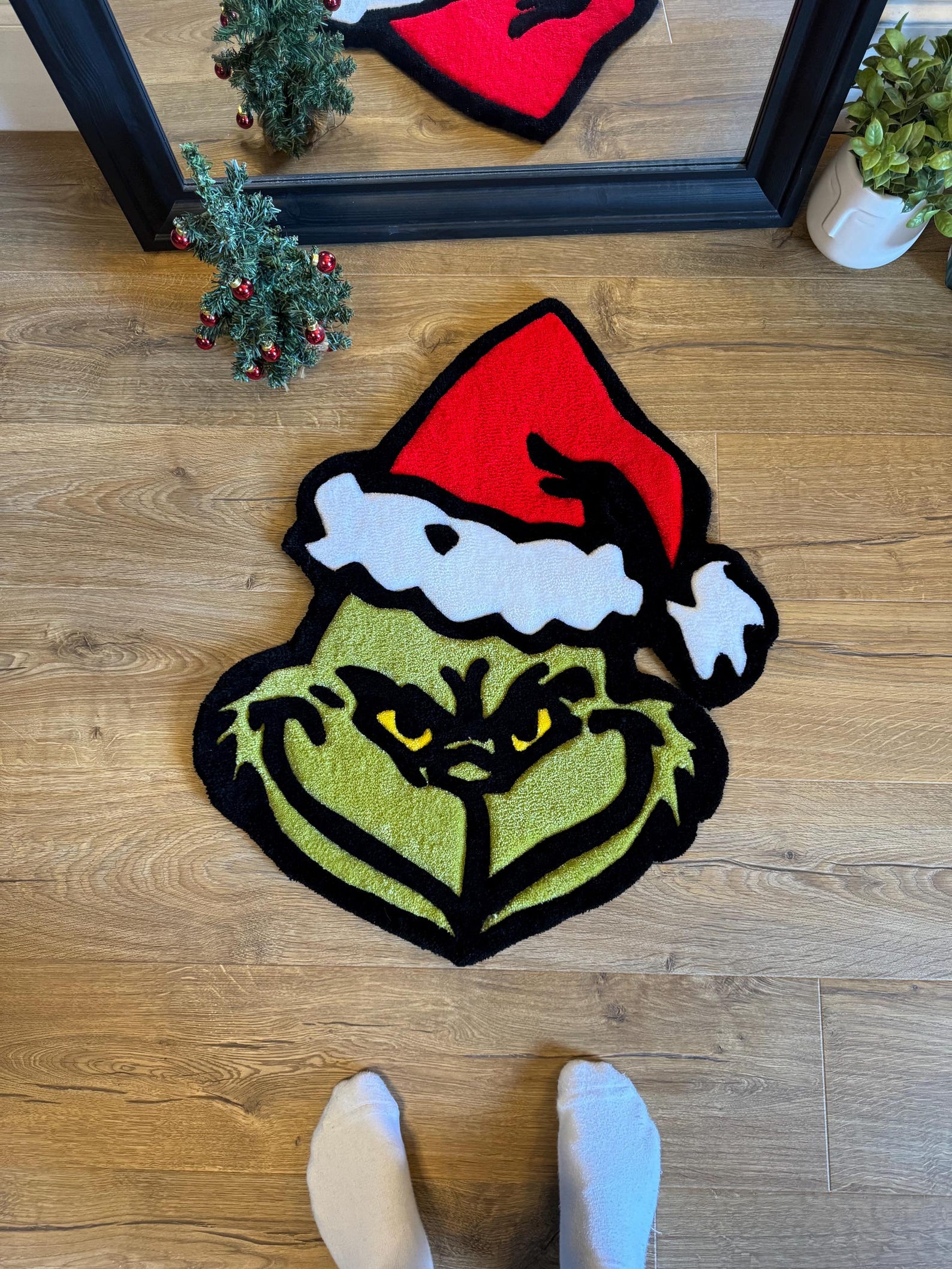 Christmas Grinch Tufted Rug Hand Made - Etsy