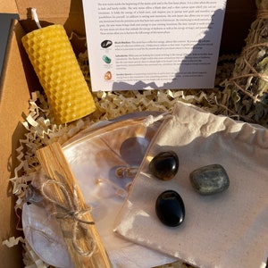 New Moon Crystals Ritual Kit, Crystals of New Moon, New Moon Crystals ...