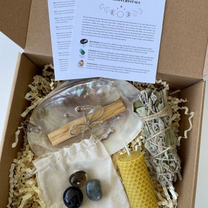 New Moon Crystals Ritual Kit, Crystals of New Moon, New Moon Crystals ...