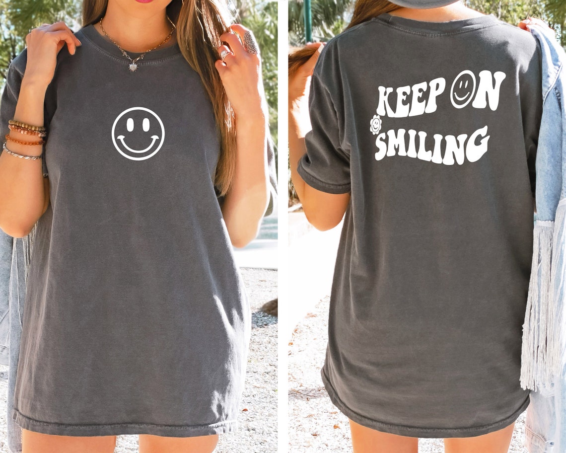Keep on Smiling Shirt, Comfort Colors T-shirt, Trendy Oversized Vintage ...