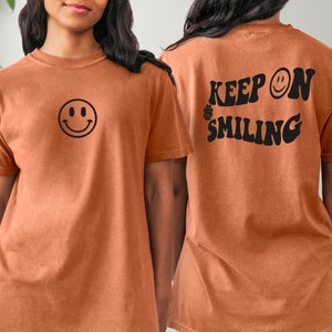 Keep on Smiling Shirt, Comfort Colors T-shirt, Trendy Oversized Vintage ...