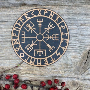 Wooden Vegvisir Viking Compass, Nordic Compass, Runic Design ...