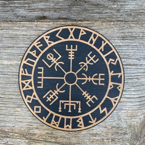 Wooden Vegvisir Viking Compass, Nordic Compass, Runic Design ...