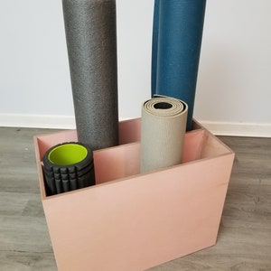 Yoga Mat Holder Wall Mounted 4 Mats Natural Finish | Yoga Mat Storage ...