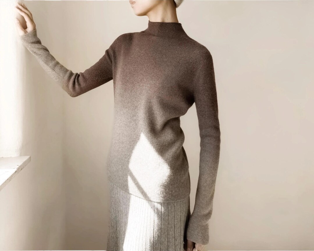 Soft Mocha Ombre Seamless Cashmere Merino Wool Mock Neck Pullover ...