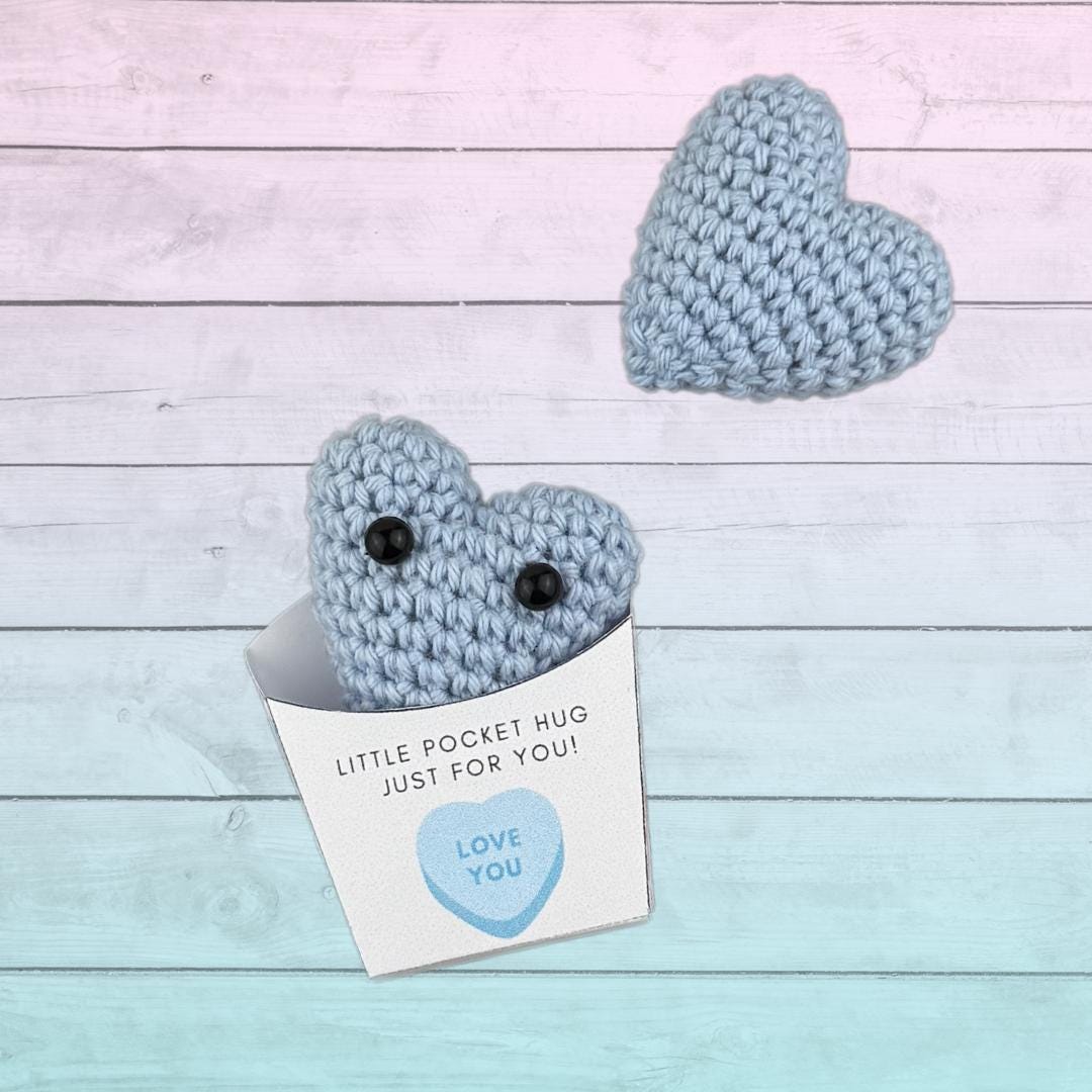 Pocket Hug Heart Crochet Pattern + Super Cute Printable Holder - Etsy