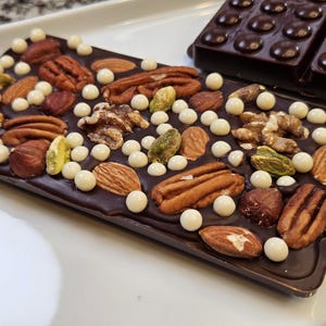 Handmade Fancy Chocolate Bar / Chocolate Bar With Filling / Decorated ...