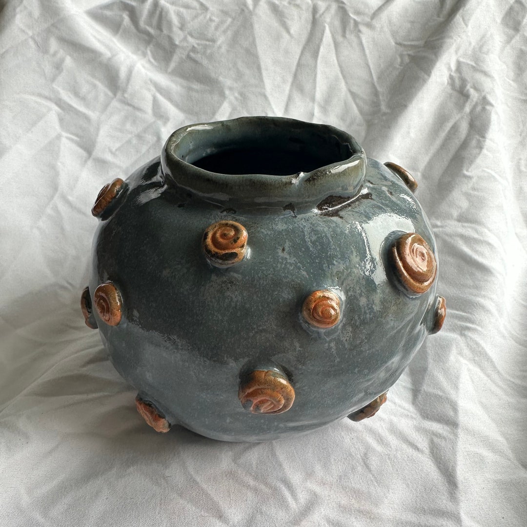 Wacky Spiral Vase, Handbuilt, Blue and Orange Chubby Vase - Etsy