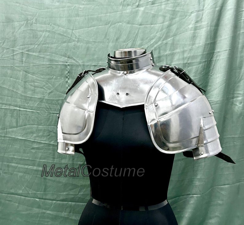 Medieval Steel Gorget and Pauldrons Set | Female Shoulder Armor for ...
