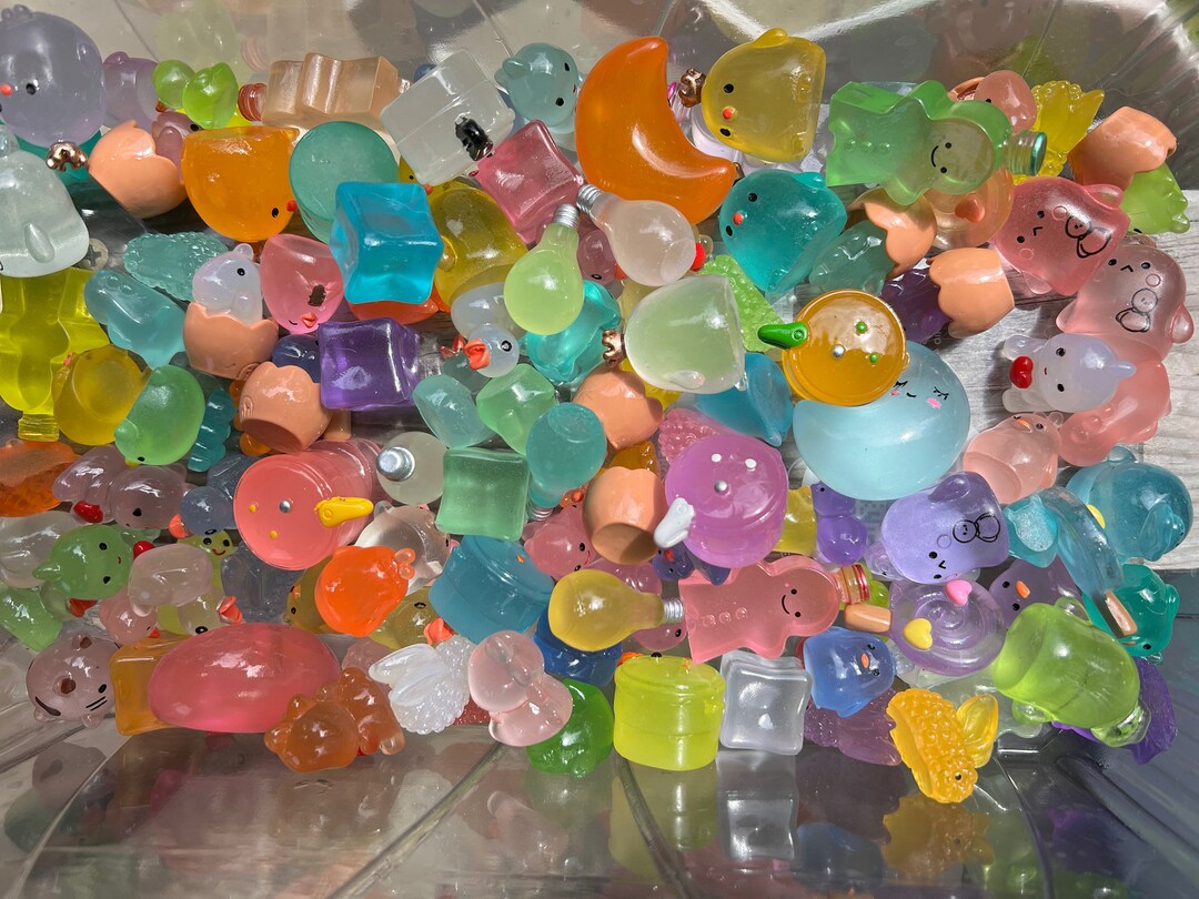 15 Pieces Cute Kawaii Miniature Glow-in-the-dark Luminous Resin 3D ...