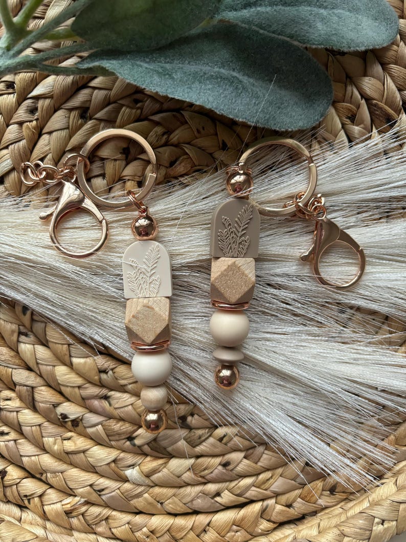 Flower Keychain | Beaded | Floral | Silicone | Wooden | Unique | Boho ...