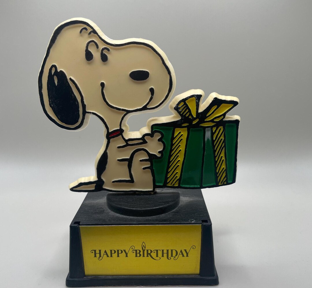Vintage 1958 Snoopy Peanuts United Feature Happy Birthday Trophy Plaque ...