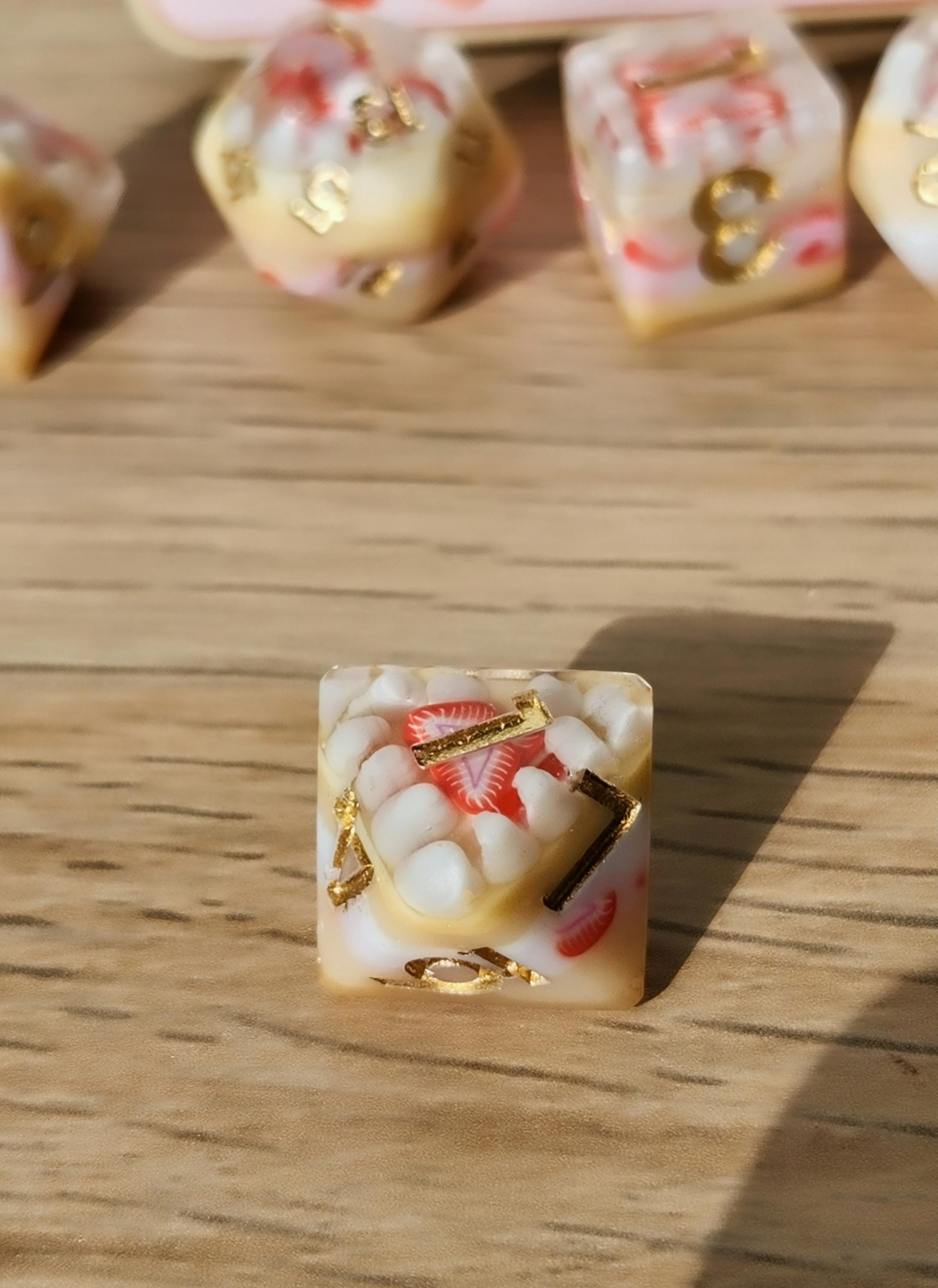 Strawberry Shortcake Dice Set: Handmade Resin Dnd Dice With Cake Case ...