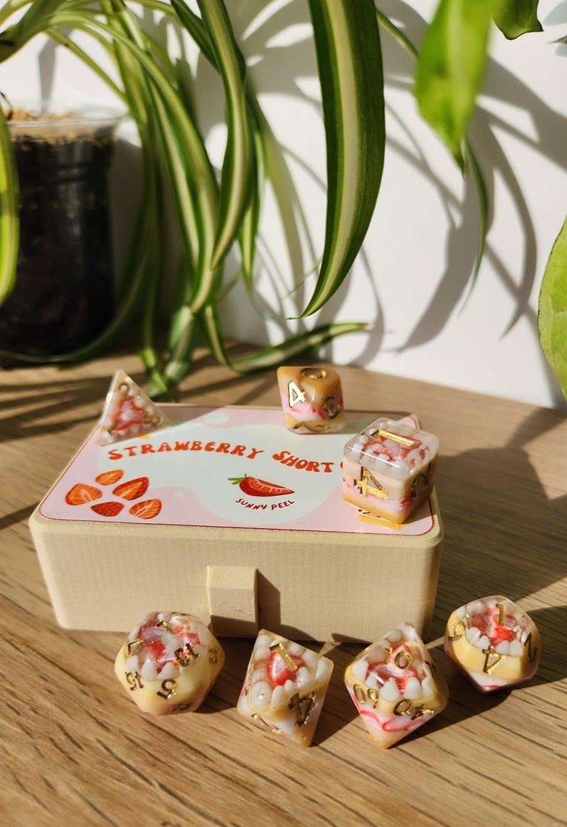 Strawberry Shortcake Dice Set: Handmade Resin Dnd Dice With Cake Case ...