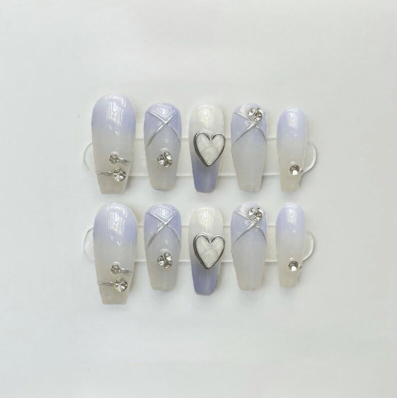Misty | Hand-made Press-on Nails | Heart | Silver Gem | Ombre Nails ...