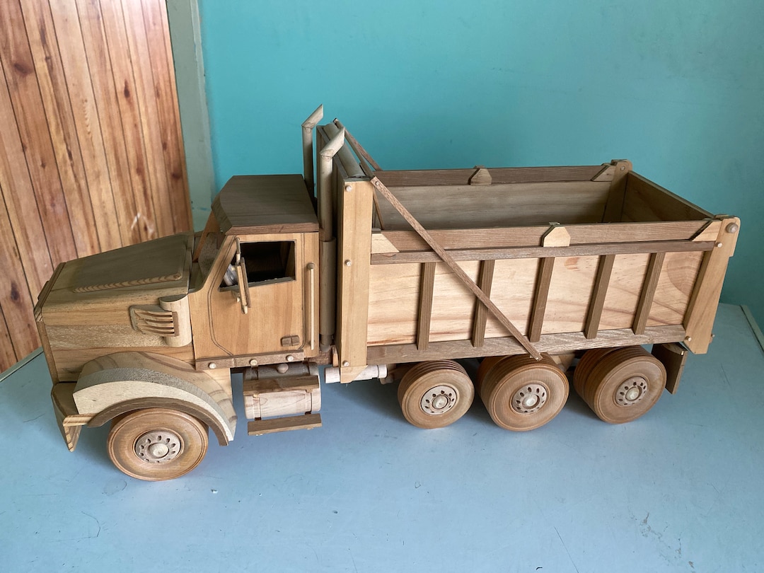 Model Freightliner Tip Truck - Etsy