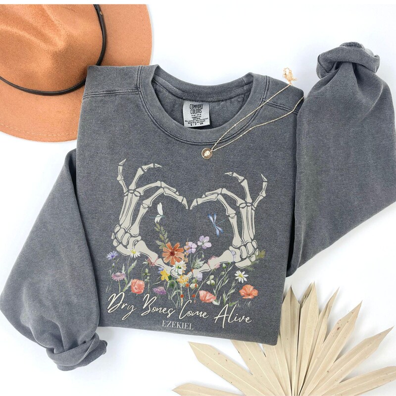 Alive - Etsy