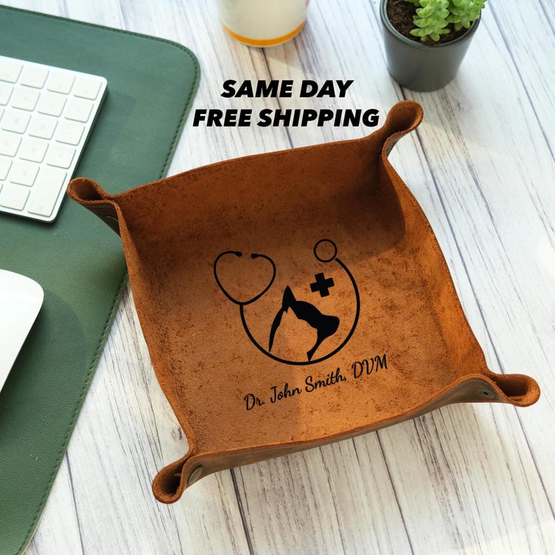 Vet Graduation Gift - 60+ Gift Ideas for 2026