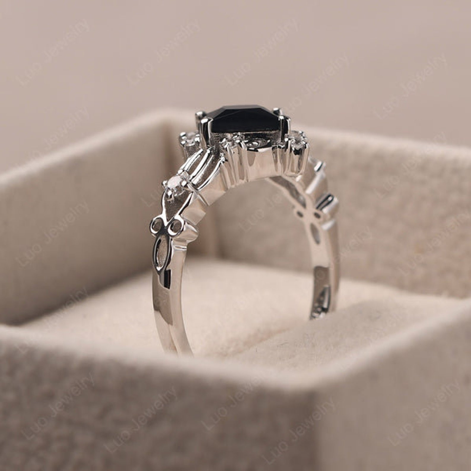 Black Spinel Ring 925 Sterling Silver Vintage Spinel Ring Beautiful ...