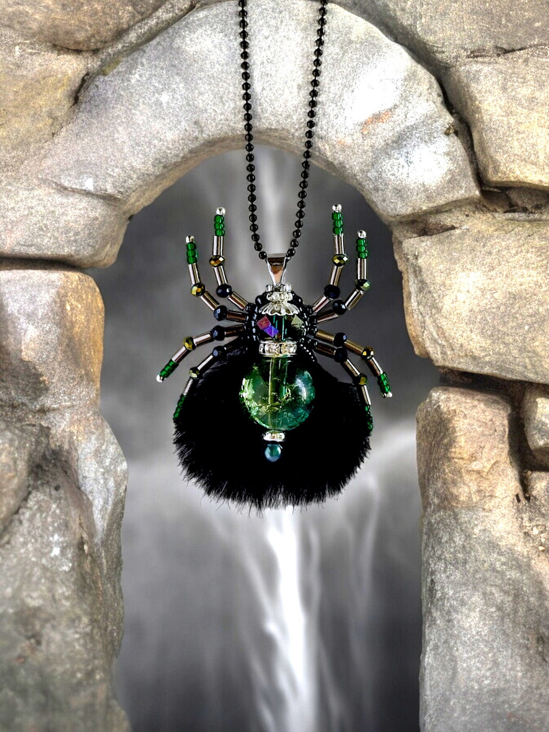 Green Spider Pendant Necklace, Halloween Necklace for Spider Gifts ...