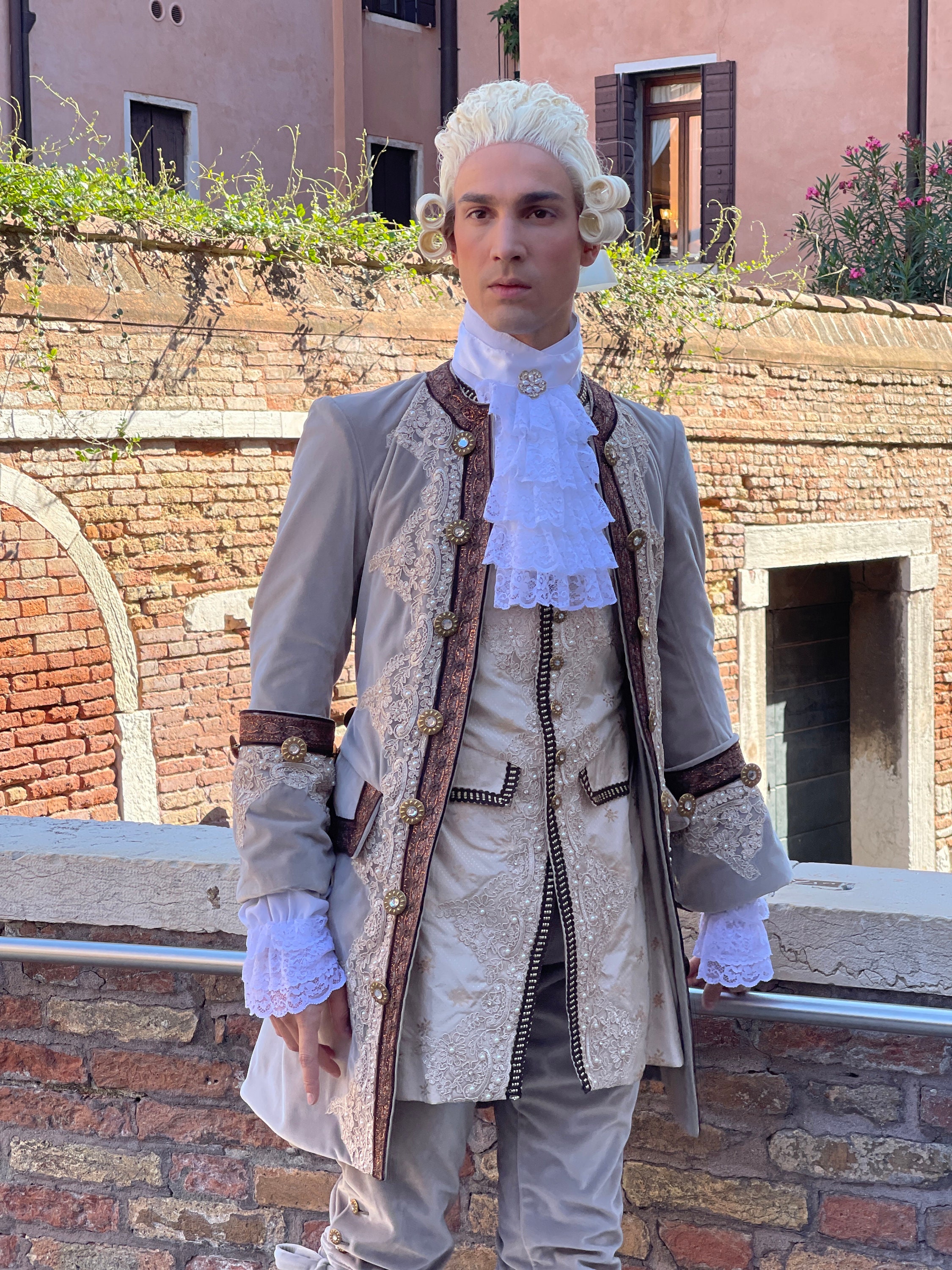 Historical Costume of 1700 Carnival Costume Halloween - Etsy