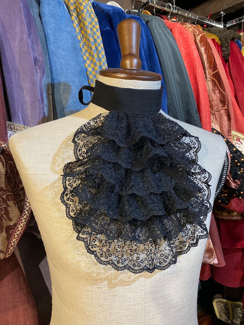 1700 Lace Jabot, Historic Tie - Etsy