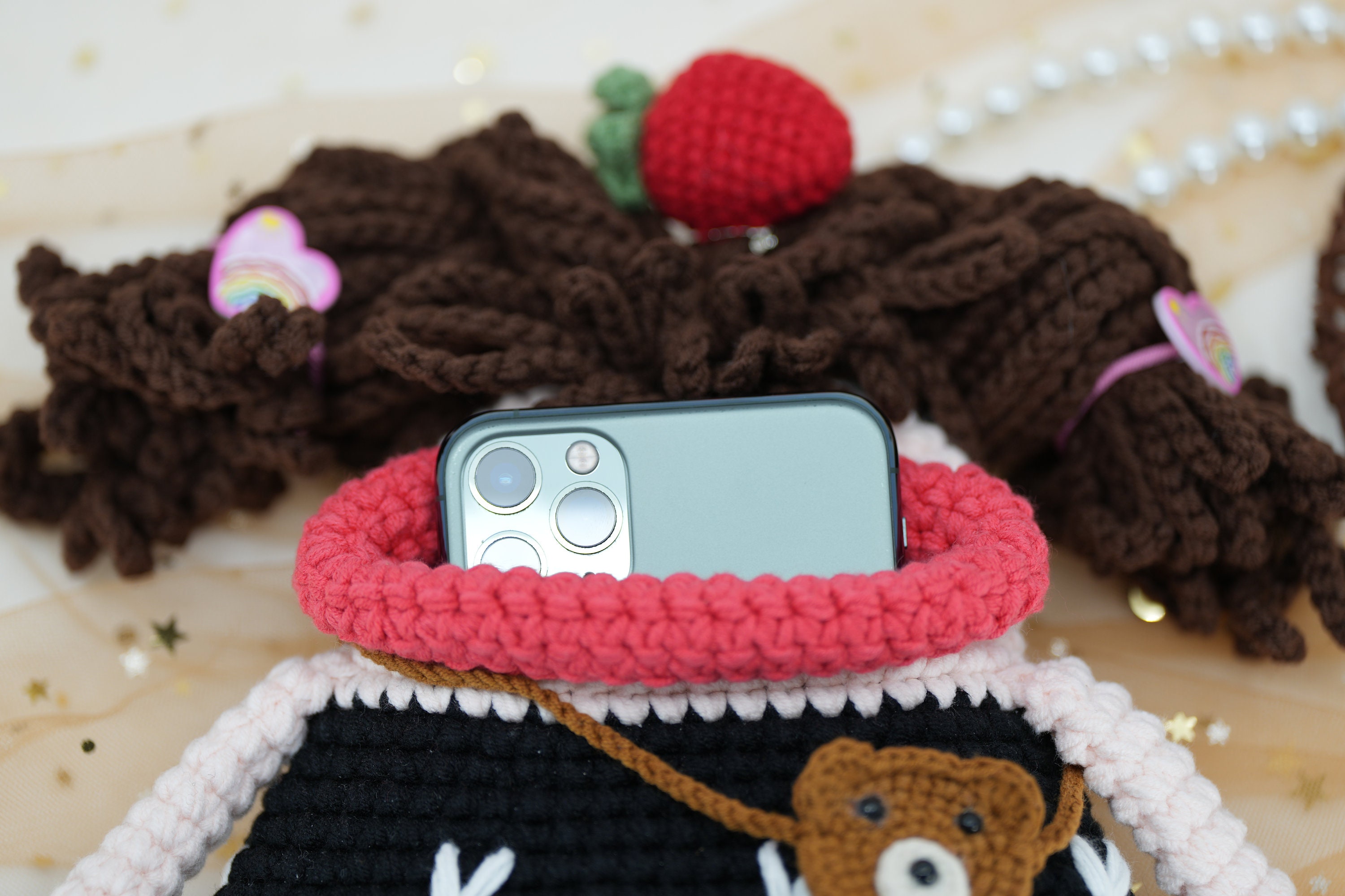 Nanalulu Handmade Crochet Sausage Lips Mobile Phone Bag Annie the Brave ...