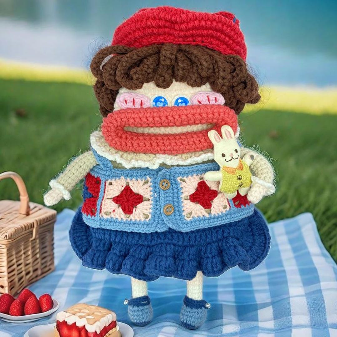 Nanalulu Handmade Crochet Sausage Lips Mobile Phone Bag“grandma Grace ...